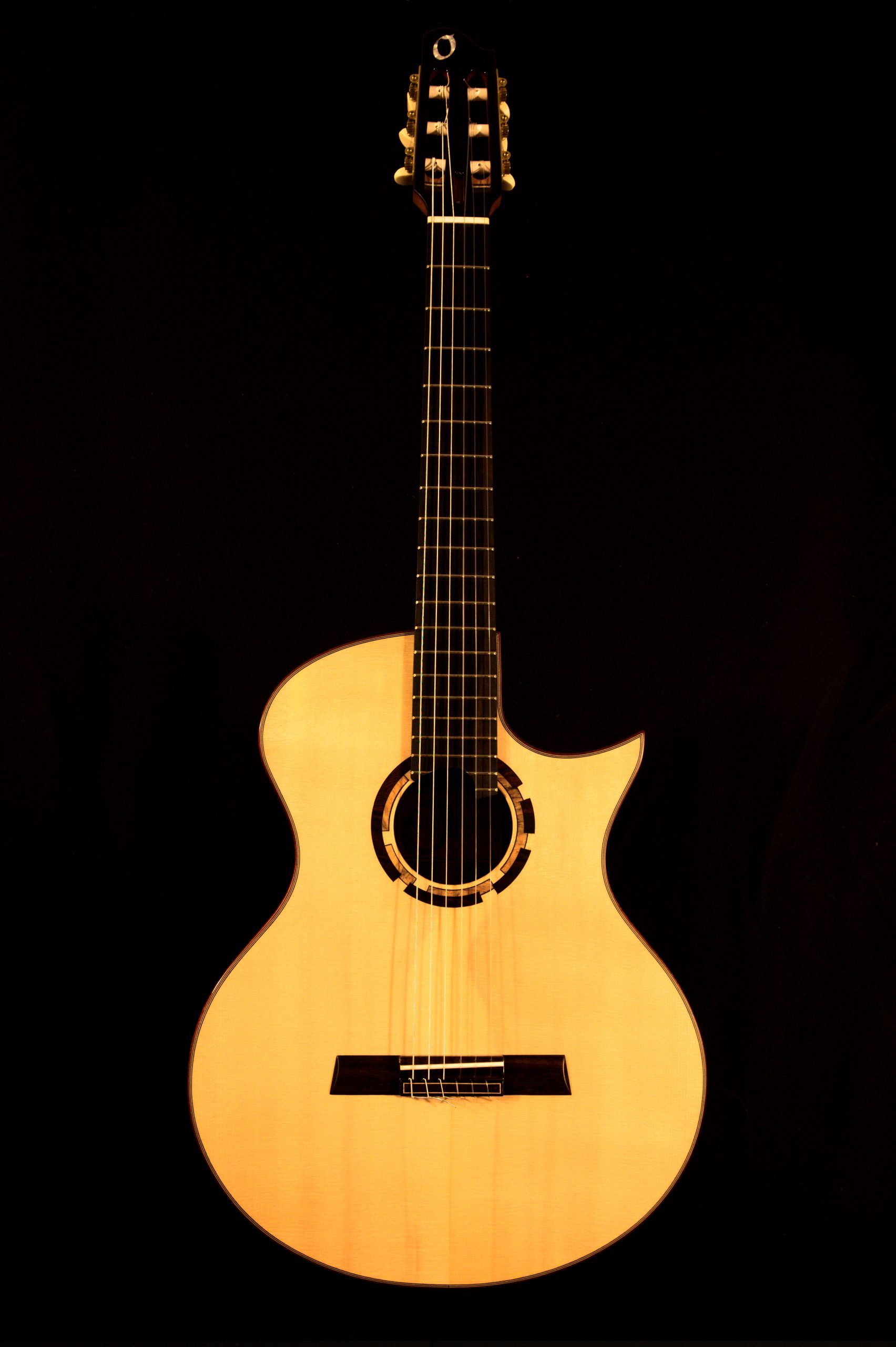 Nylon Crossover - Luceno Guitars